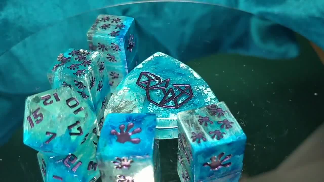 Art & Collectibles Art Objects Purple rain 4d6 set with d20 Handmade ...