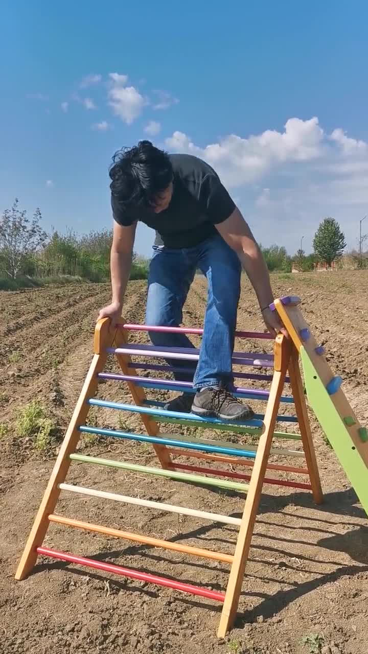 Strother Gross's Instagram, Twitter & Facebook on IDCrawl